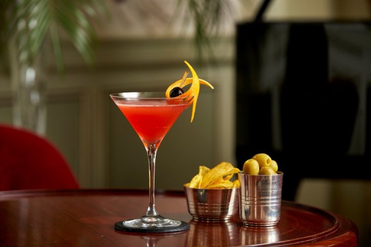 The Best Swinging Sultan Cocktail Recipe – Food and Cocktail