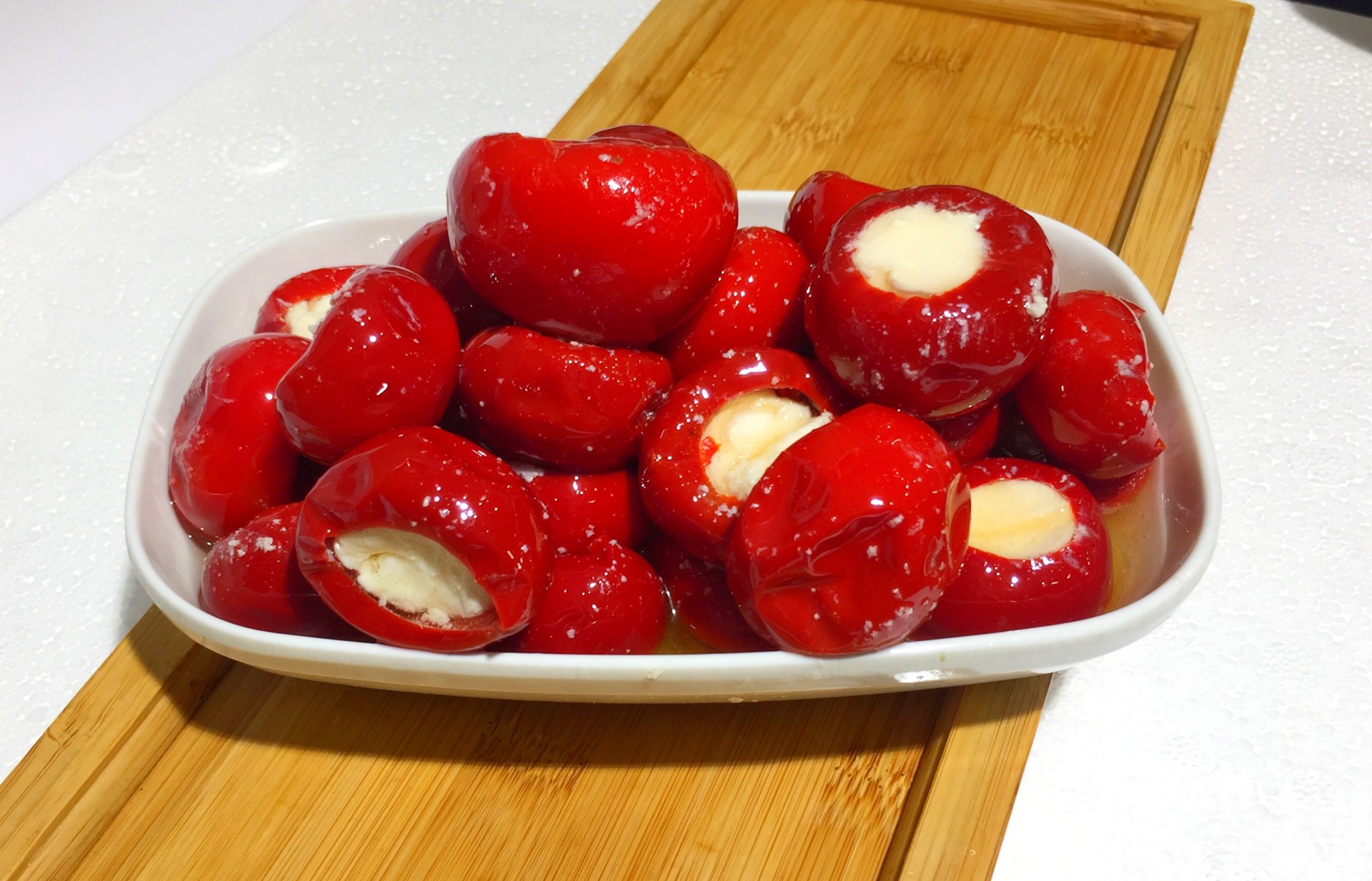 Italian Stuffed Cherry Peppers Recipe – Food and Cocktail